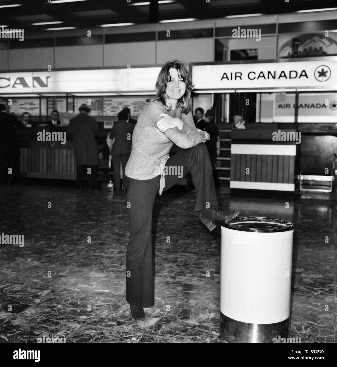 Fiona lewis hi-res stock photography and images - Alamy