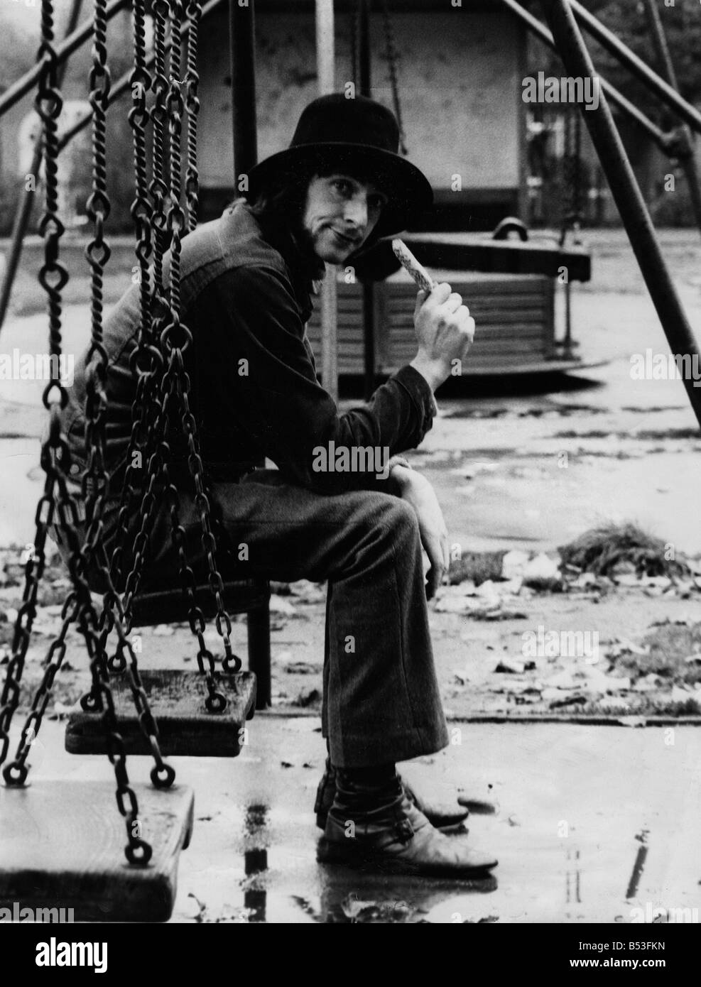 Alan Hull of Lindisfarne pictured in 1969 24 11 69 Stock Photo - Alamy