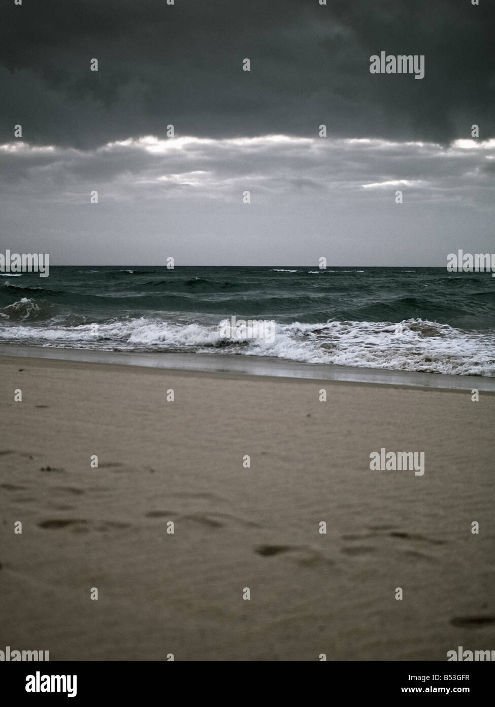 Porthkidney beach hi-res stock photography and images - Alamy