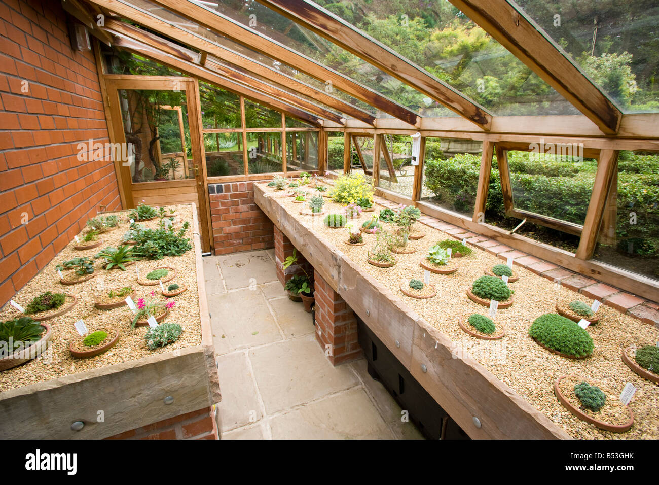 Alpine house hi-res stock photography and images - Alamy