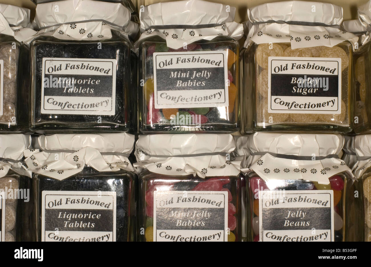 Old fashioned sweets hi-res stock photography and images - Alamy