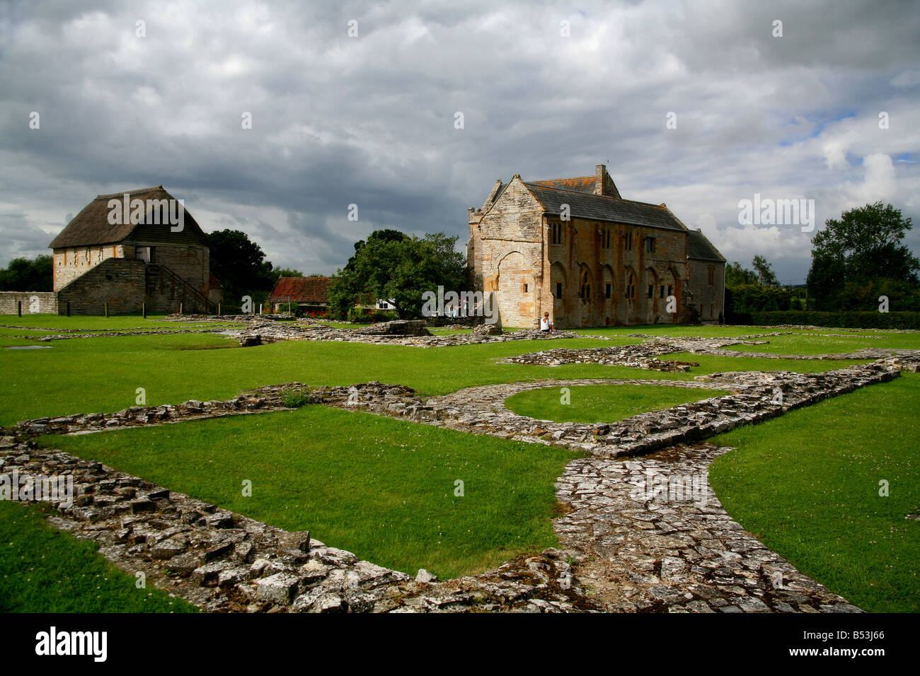 The Abbots House Muchelney Abbey ruins (English Heritage) Somerset ...