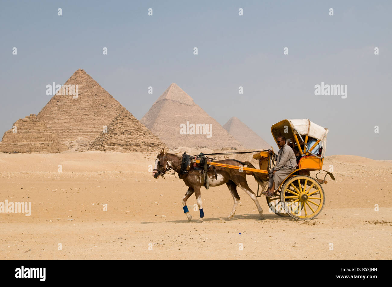 Two wheeled horse drawn carriage hi-res stock photography and images ...