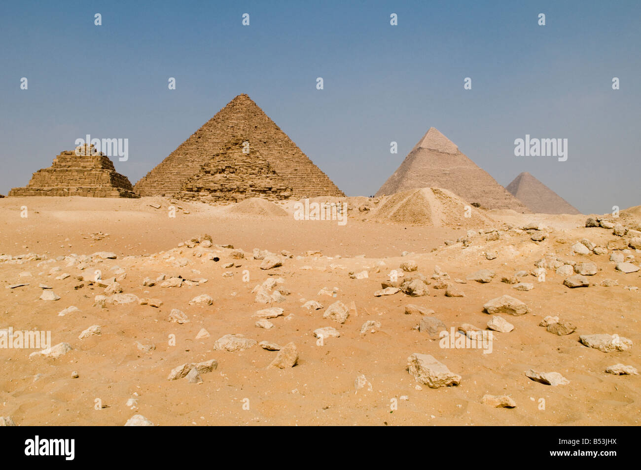 Khufu pyramid stone hi-res stock photography and images - Alamy