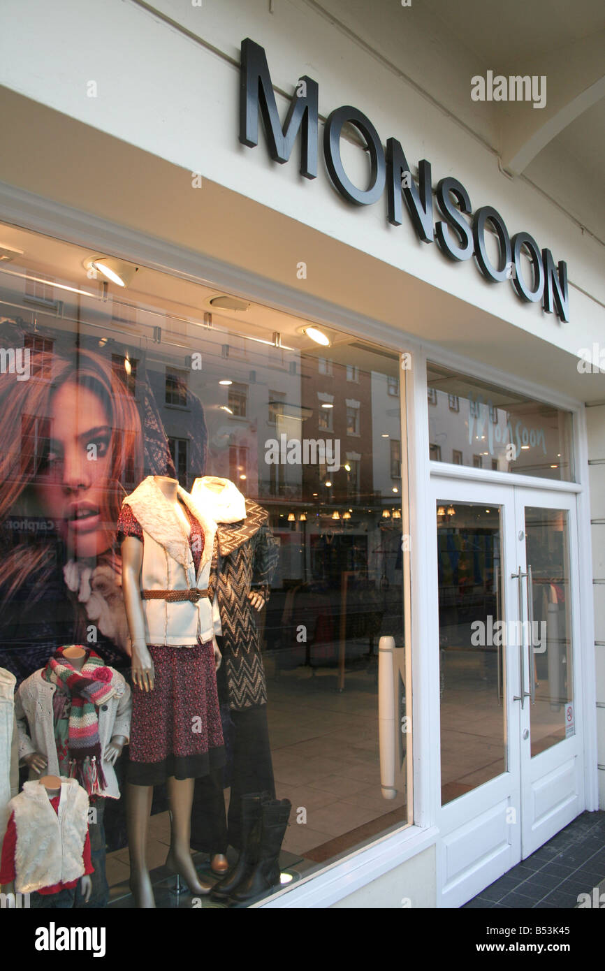 Monsoon clothing shop hi-res stock photography and images - Alamy