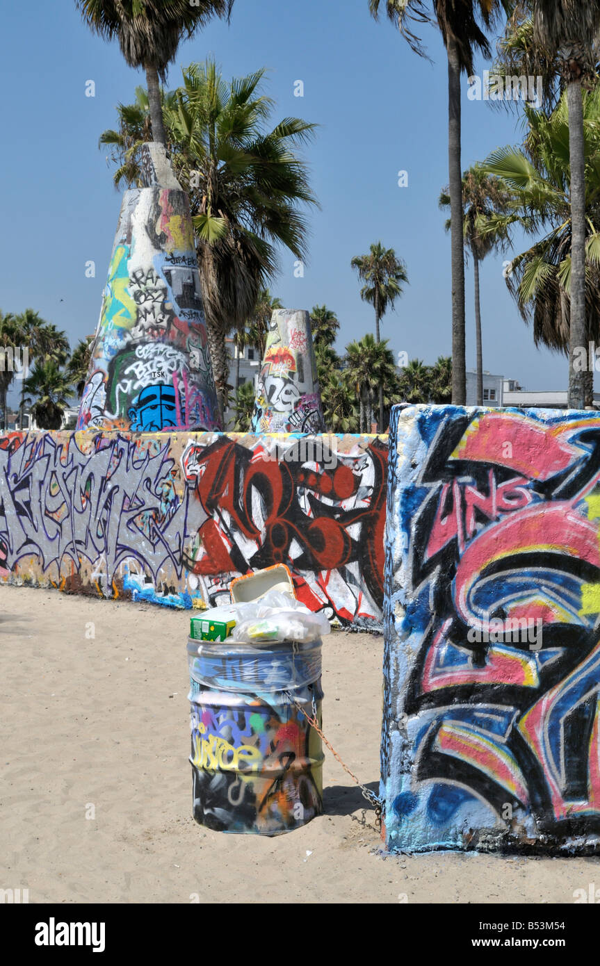 Graffiti goal hi-res stock photography and images - Alamy