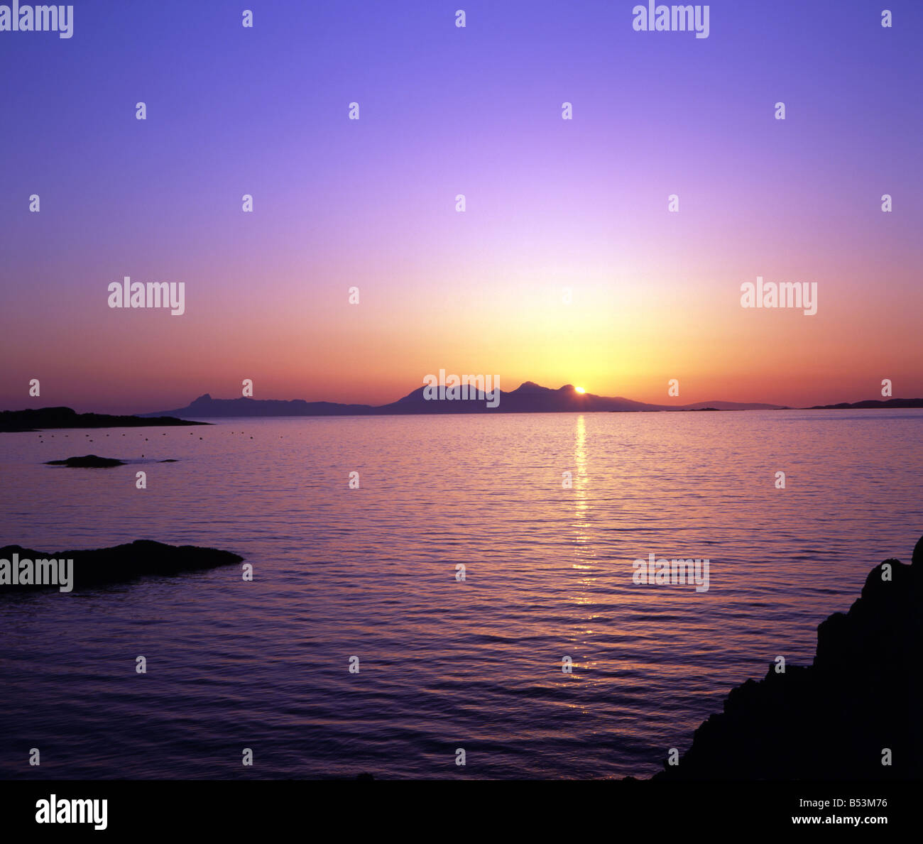 Isle of rum askival hi-res stock photography and images - Alamy