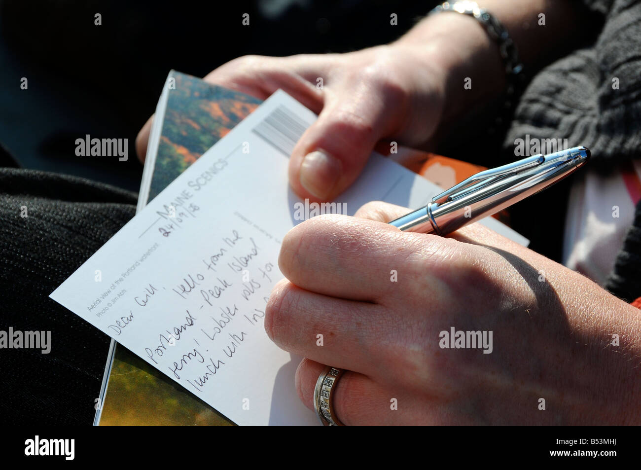 Sending a postcard hi-res stock photography and images - Alamy