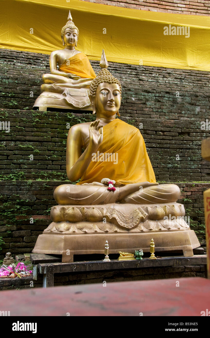 Smiling buddha buddhas hi-res stock photography and images - Alamy