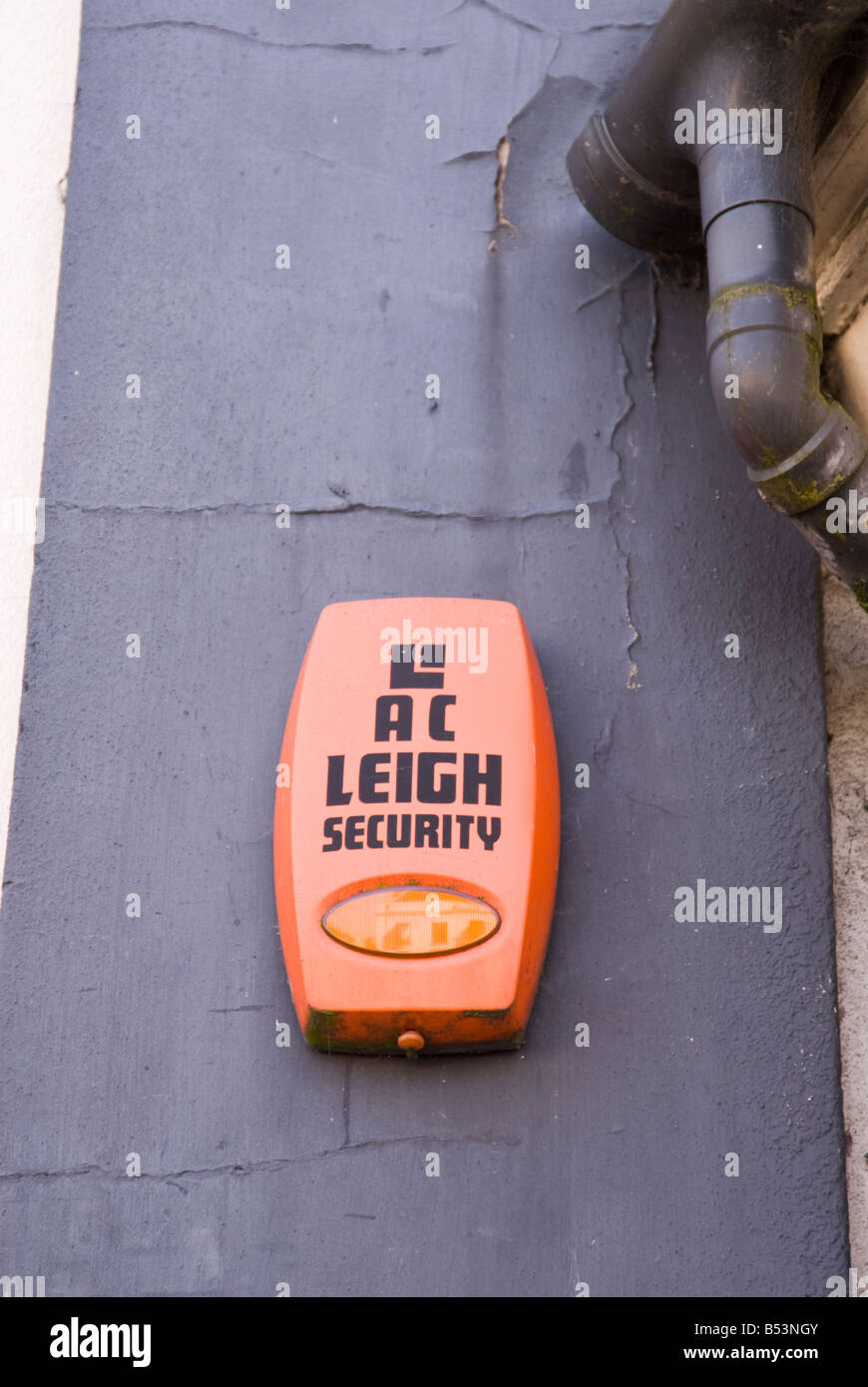 Burglar alarm exterior hi-res stock photography and images - Alamy