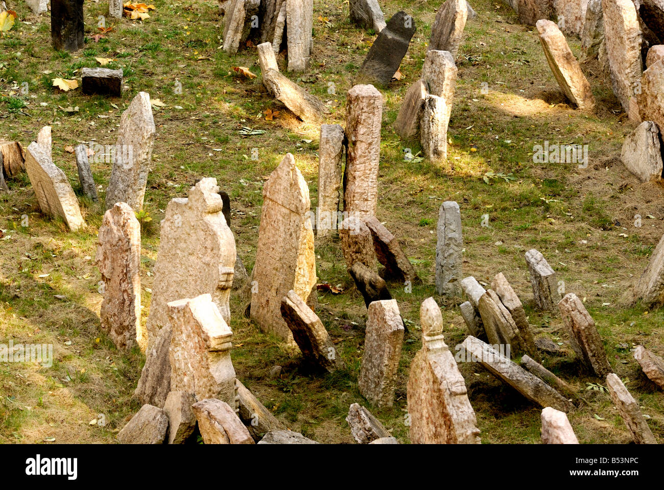 Old Jewish Cementery Josefov, the jewish quarter of Prague Stock Photo ...