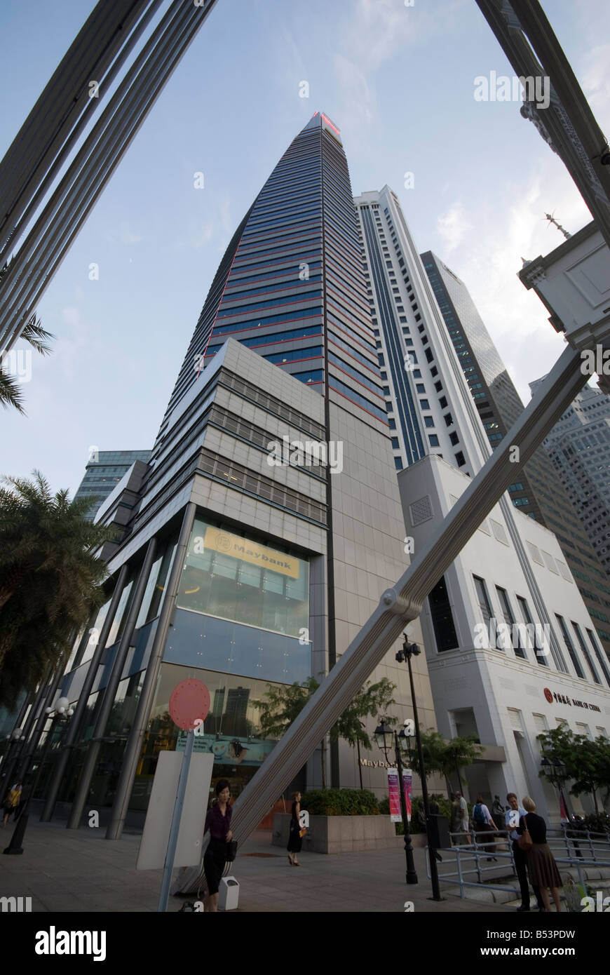 Singapore maybank tower building hi-res stock photography and images ...