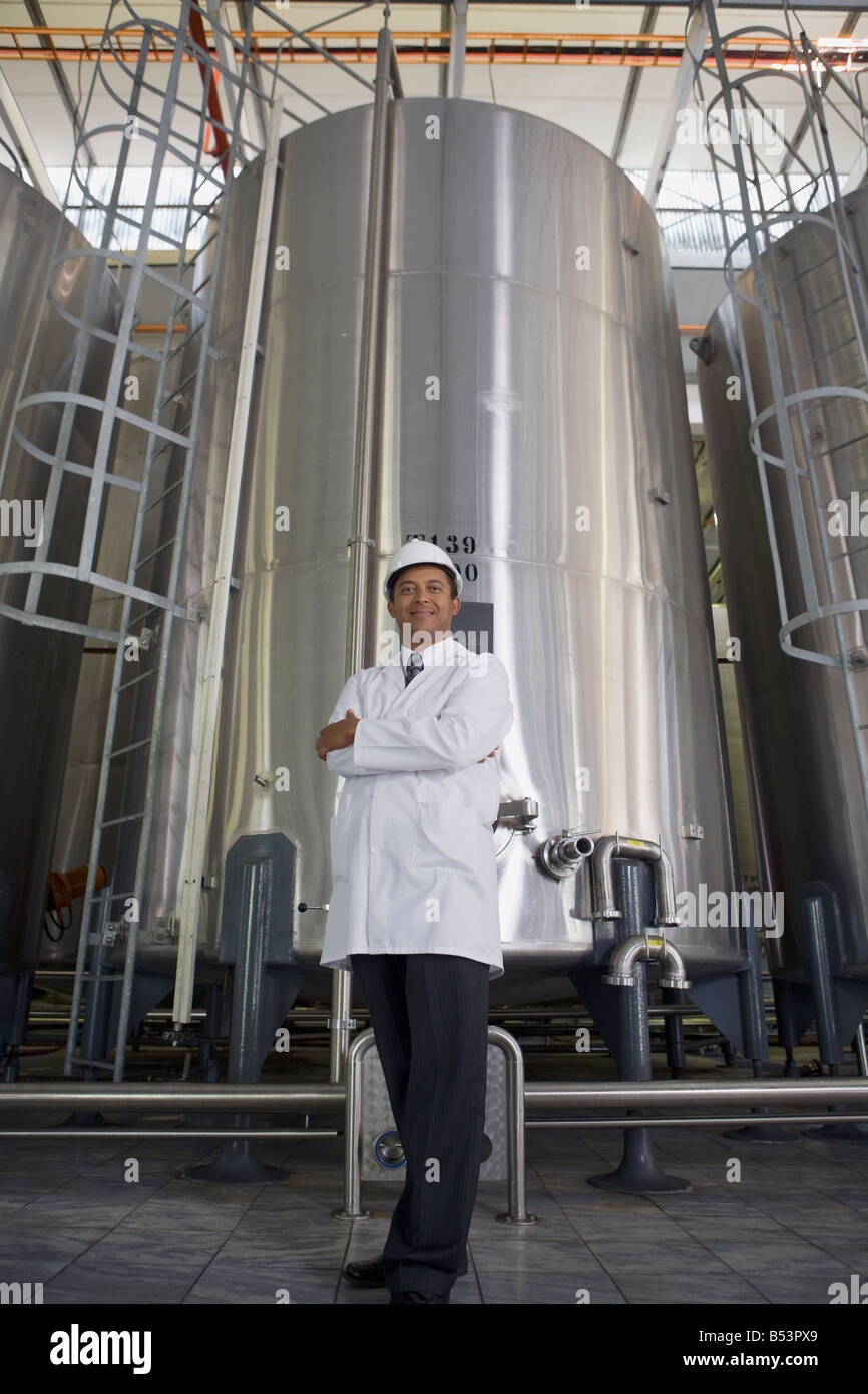In manufacturing facility scientist hi-res stock photography and images ...