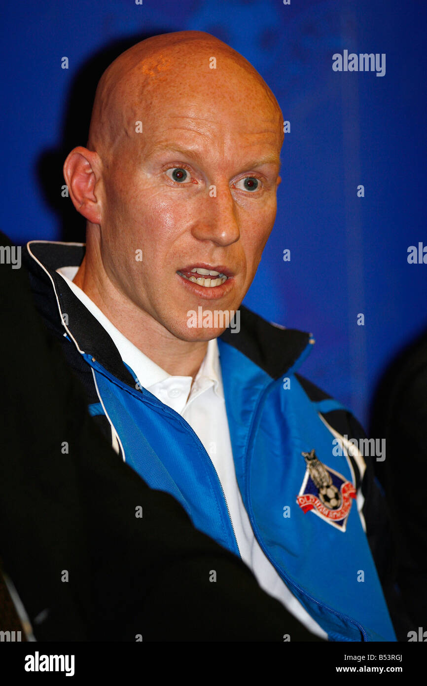 ex convict Lee Hughes at Oldham Athletic press conference after they ...
