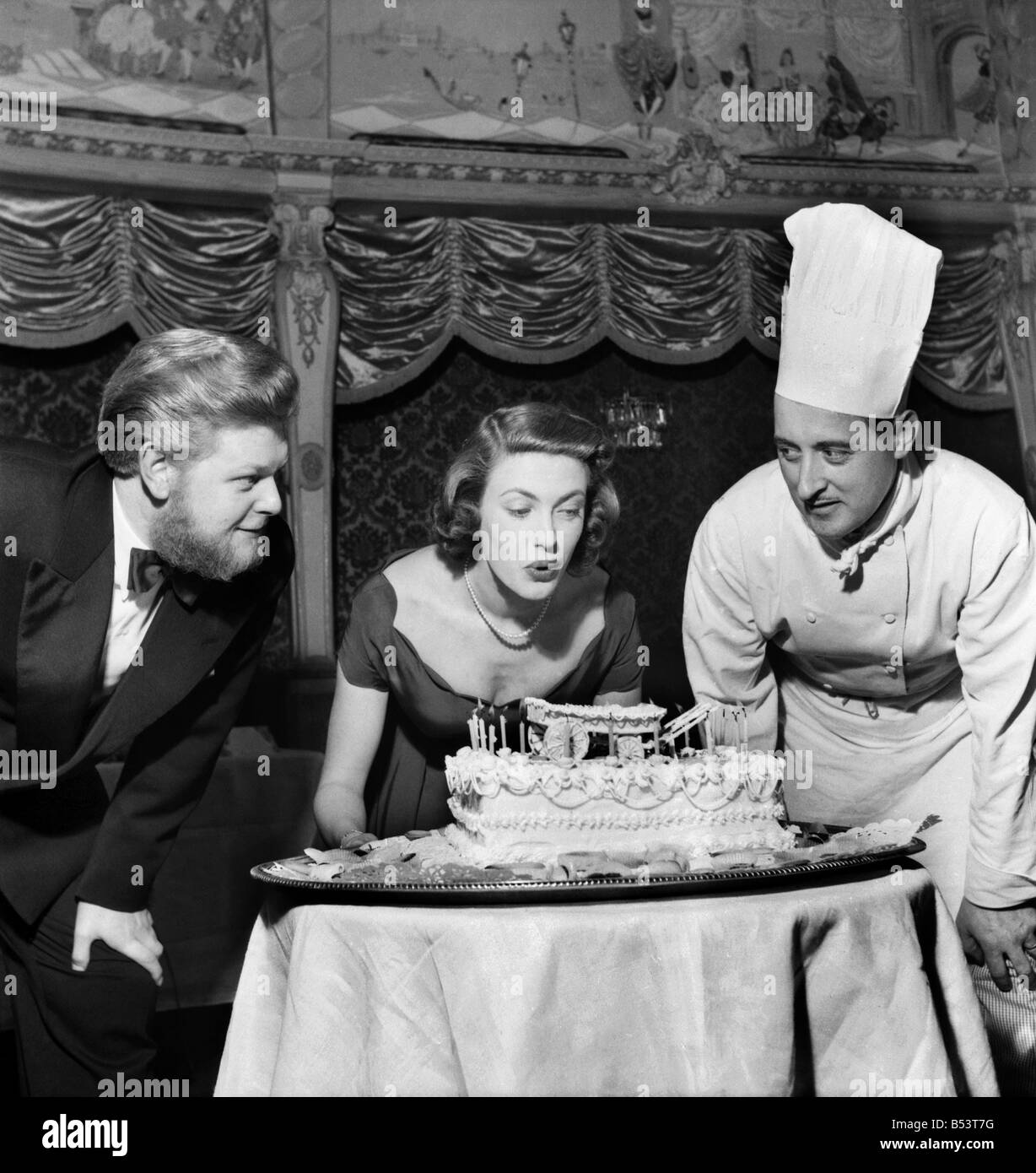 Paint your wagon hi-res stock photography and images - Alamy