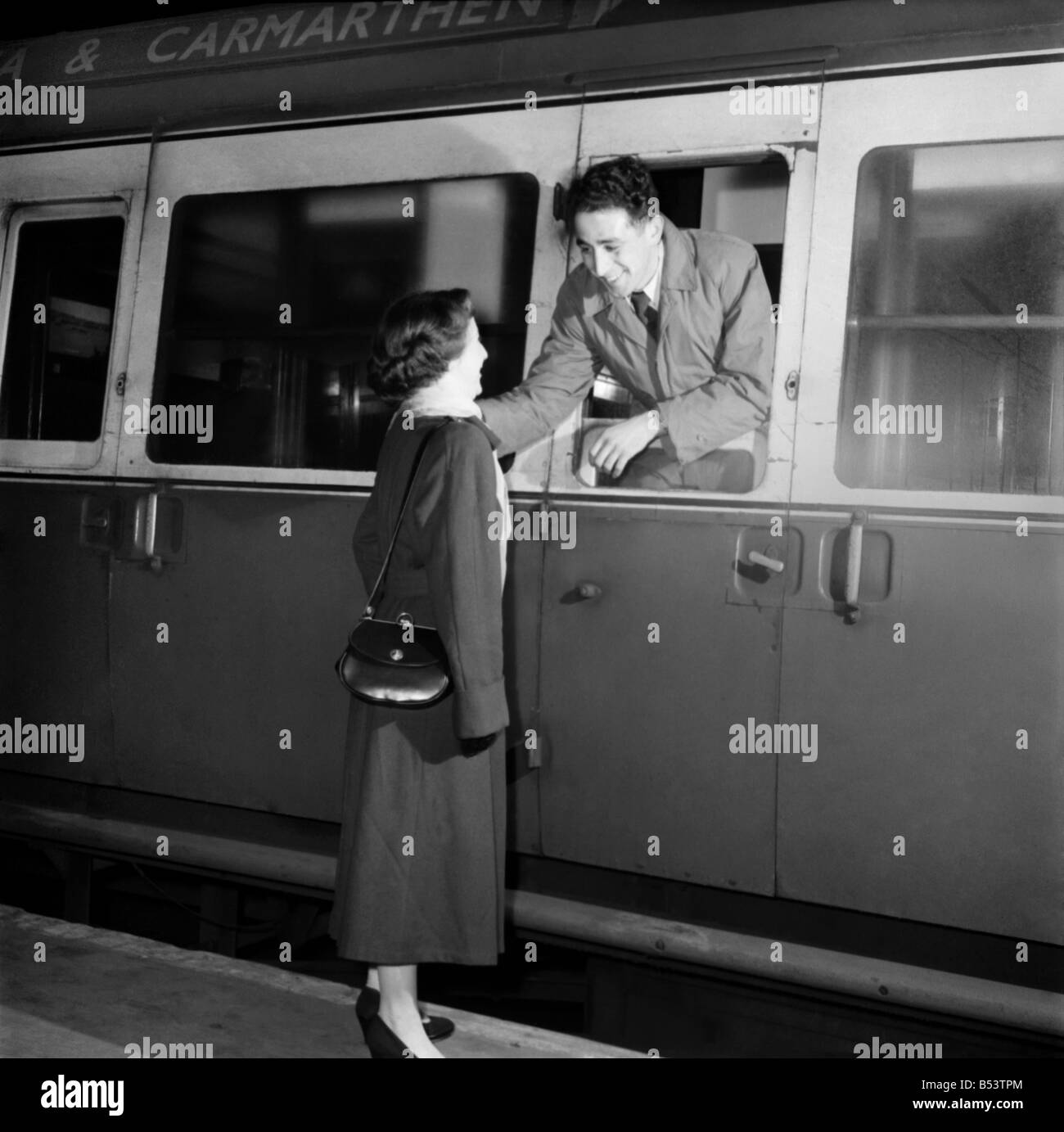 Young couple saying goodbye at train Station. Febuary 1953 D696 Stock ...
