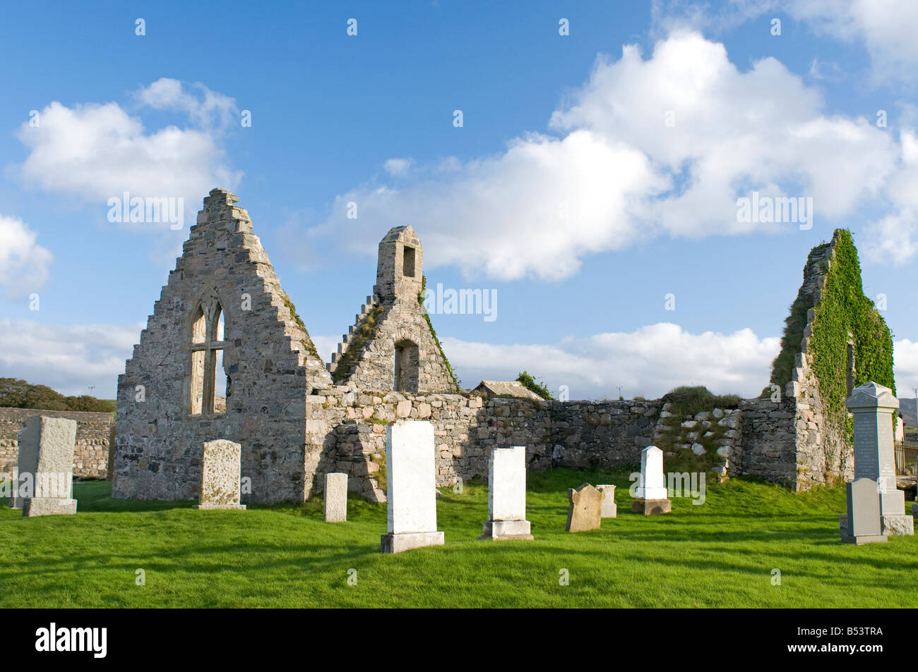 Durness old church ruins and Cemetry at Balnakeil Sutherland Highland ...