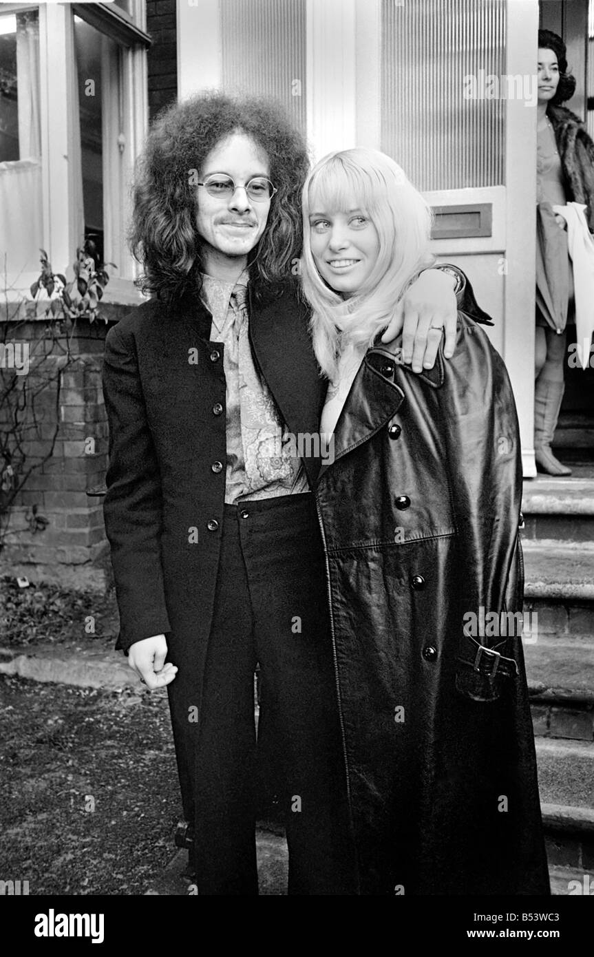 Jimi hendrix jimi hendrix experience Black and White Stock Photos ...