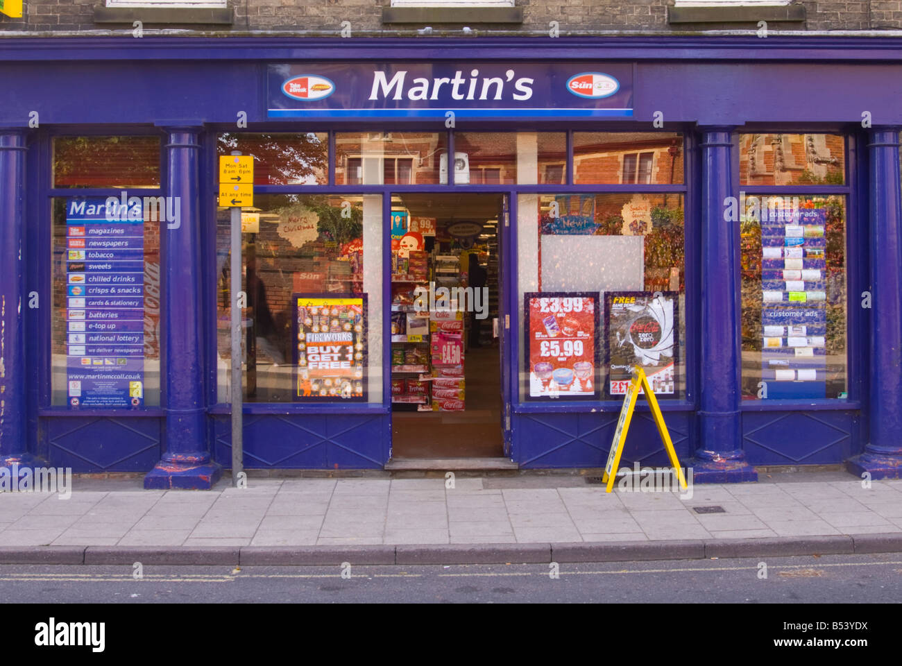 Martins newsagent newsagents hi-res stock photography and images - Alamy