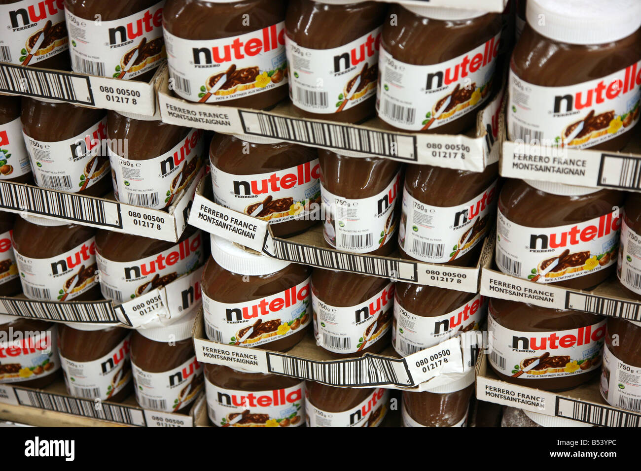 Nutella hazelnut hi-res stock photography and images - Alamy