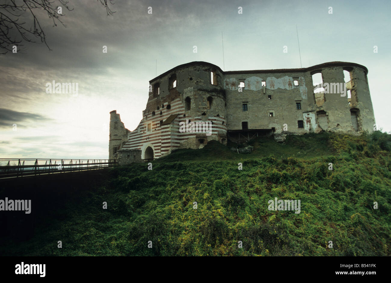 Janowiec Castle, Poland Stock Photo - Alamy