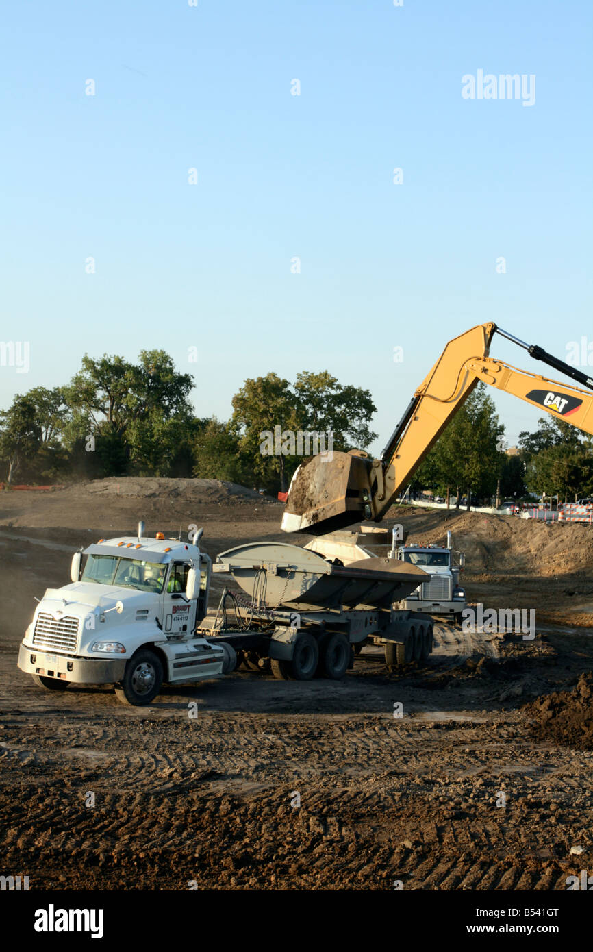 Semi trailer dump truck hi-res stock photography and images - Alamy