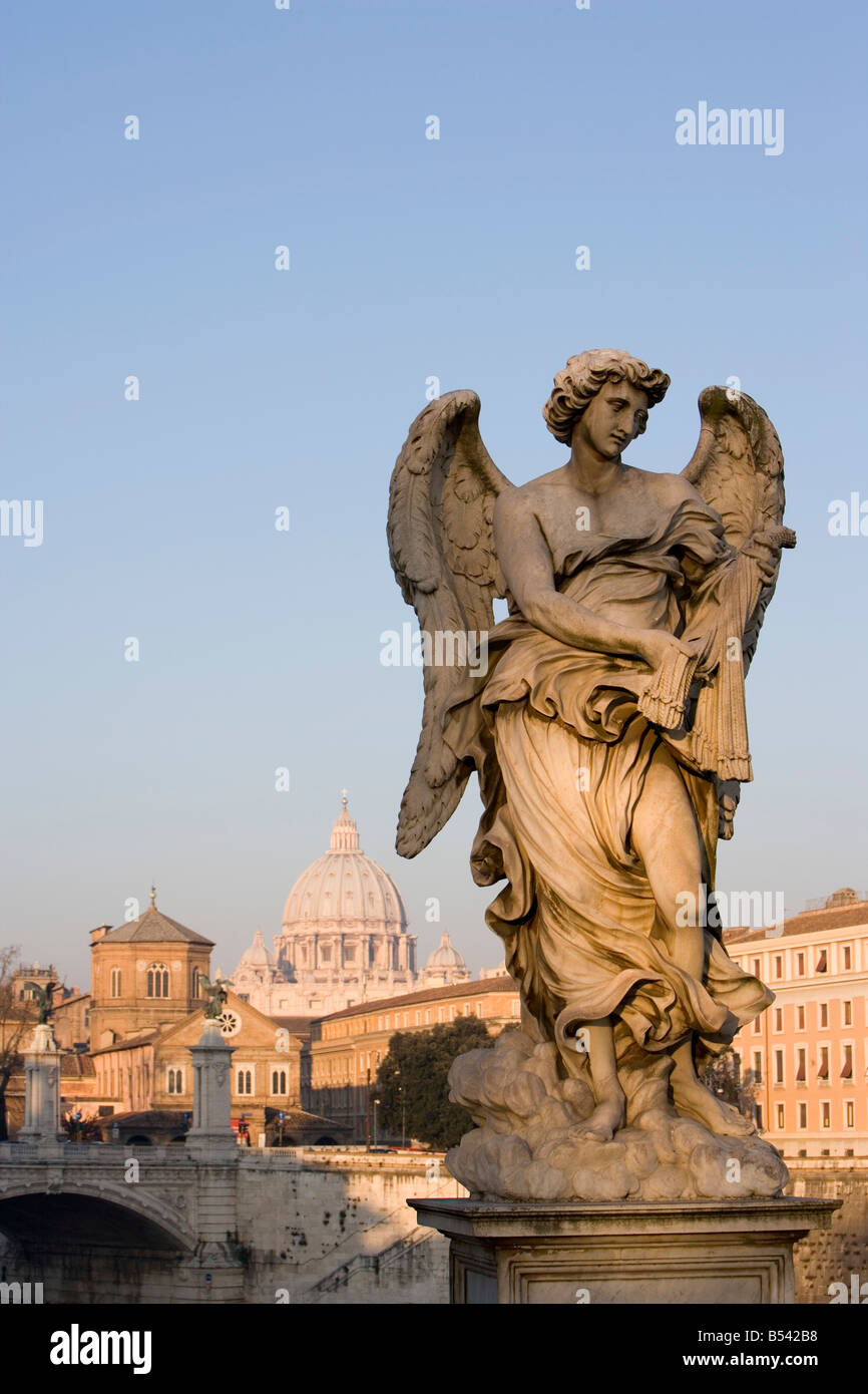 STATUE ON PONTE SANT´ ANGELO ROME ITALY Stock Photo - Alamy