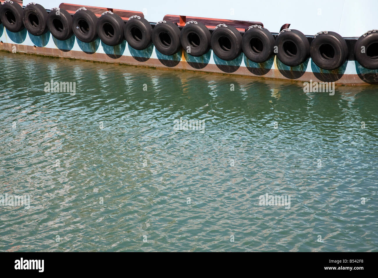 Tyre fenders hi-res stock photography and images - Alamy