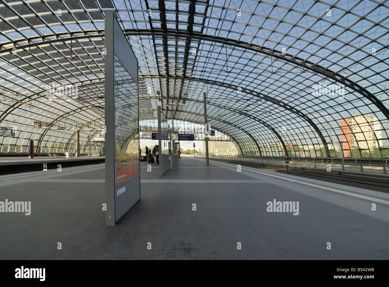 Platform of Berlin central station Berlin Germany Stock Photo - Alamy