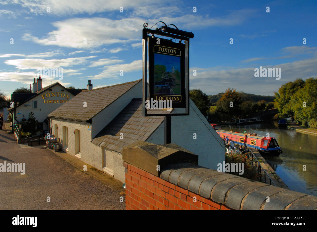 Locks inn hi-res stock photography and images - Alamy