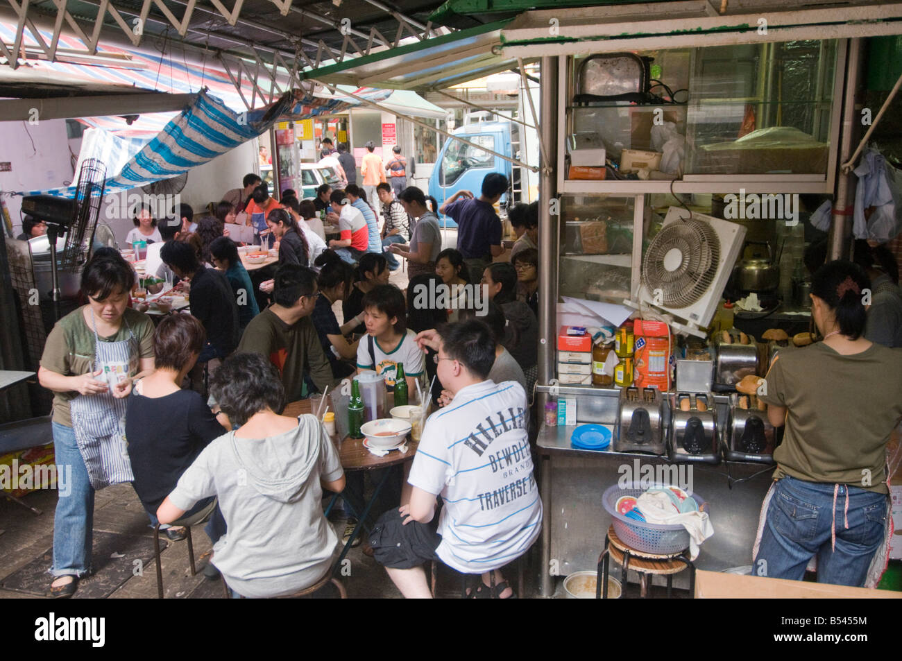 "A famous Dai Pai Dong in Hong Kong Stock Photo - Alamy