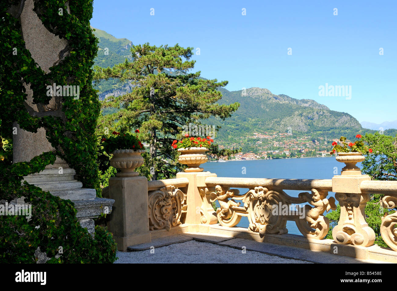 Stunning views of Lake Como from the beautiful Villa del Balbianello on ...
