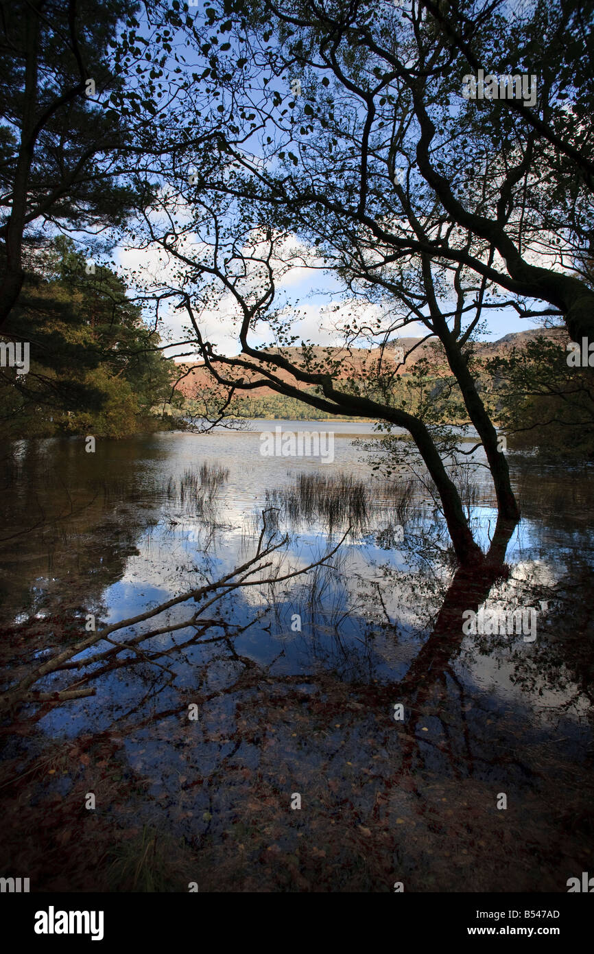 Picturesque views of Derwent Water in the Lake District Cumbria ENgland ...