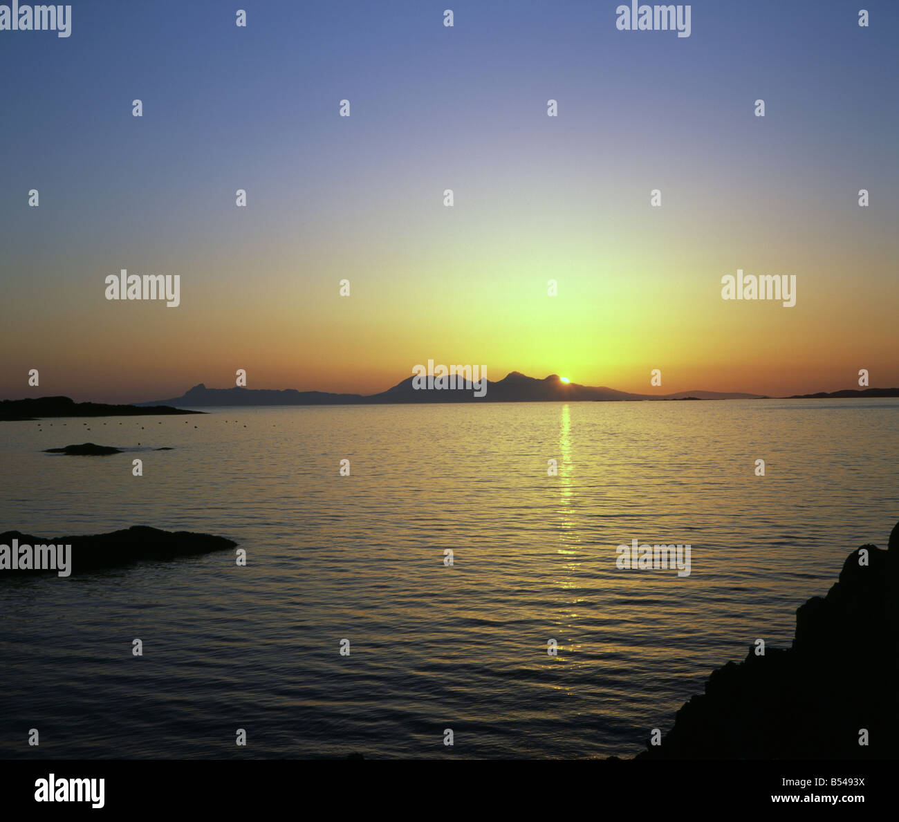 Rum eigg moidart scotland hi-res stock photography and images - Alamy