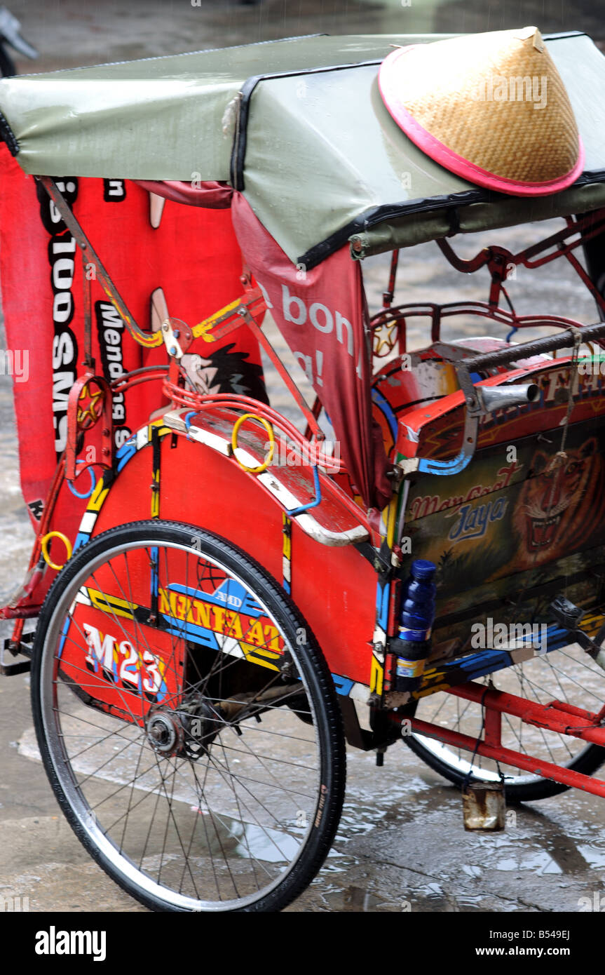 Becak hi-res stock photography and images - Alamy