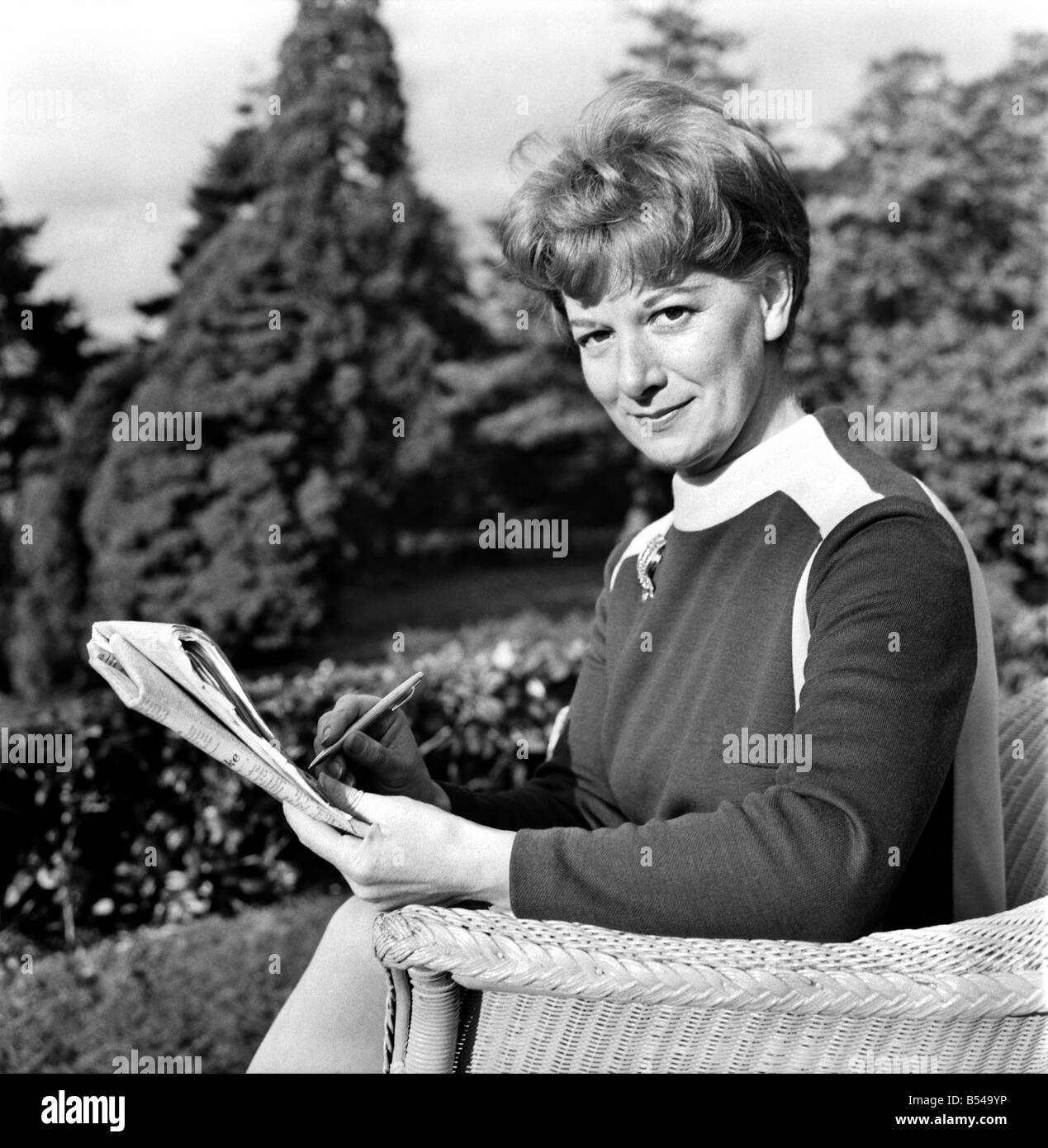 Actress Jean Alexander as she really is, at home. She is better known ...