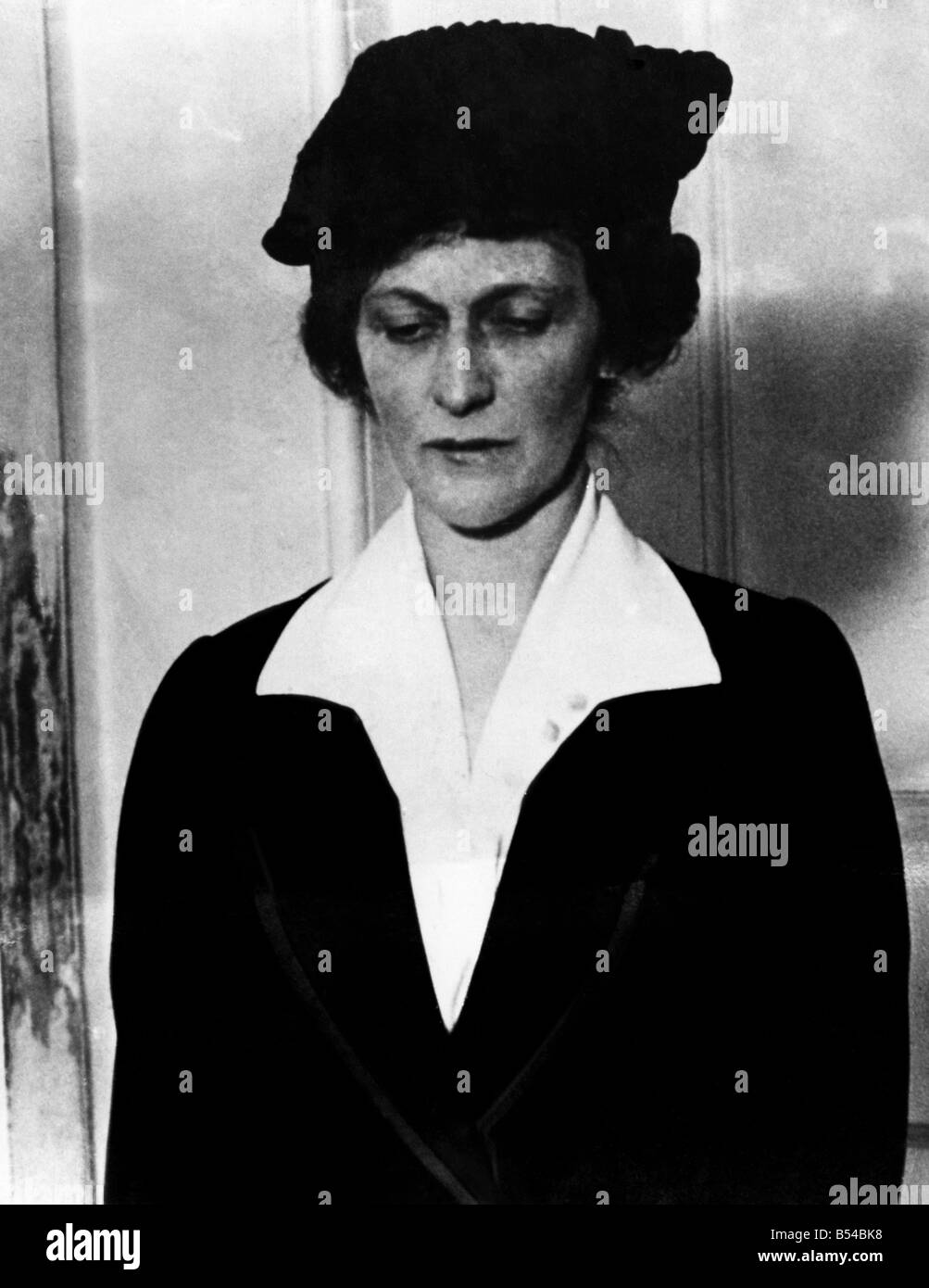 Nancy astor 1920s hi-res stock photography and images - Alamy