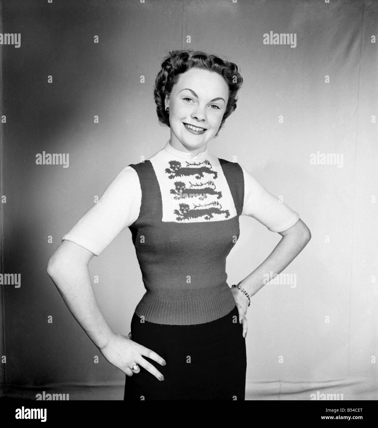 Wearing a jumper hi-res stock photography and images - Alamy