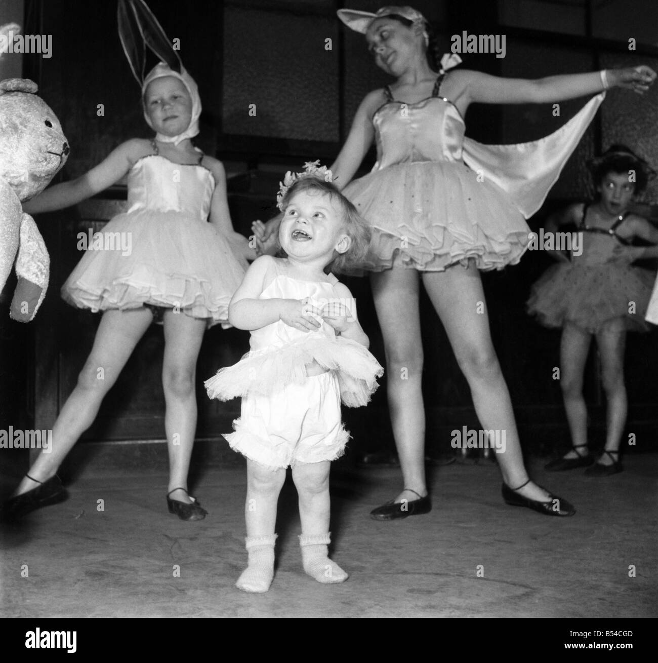 Toddler Jennifer Biggs aged 17 months 17 seen here dancing at a Reading ...