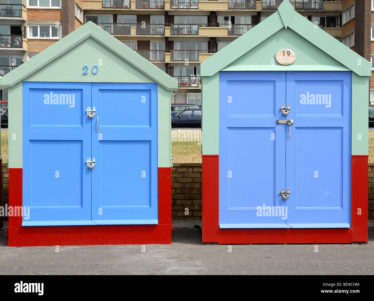 Colourful beachfront house hi-res stock photography and images - Alamy
