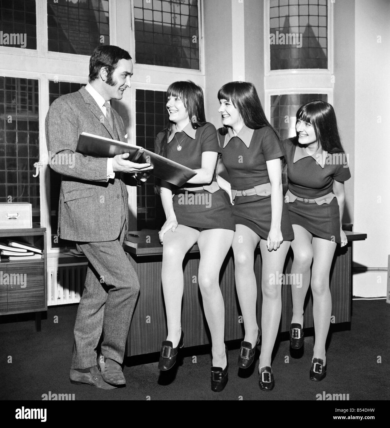 The singing Karlins Evelyn, Elaine, and Linda have just helped make a ...