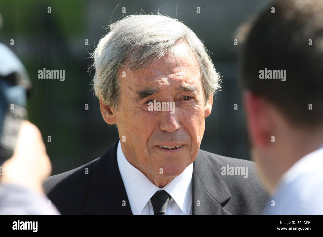Allan Ball Funeral Winchester Gordon Banks Stock Photo - Alamy