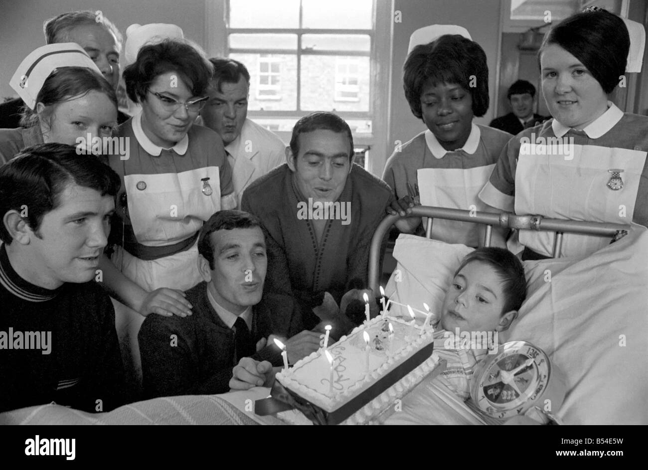 1960s liverpool children hi-res stock photography and images - Alamy