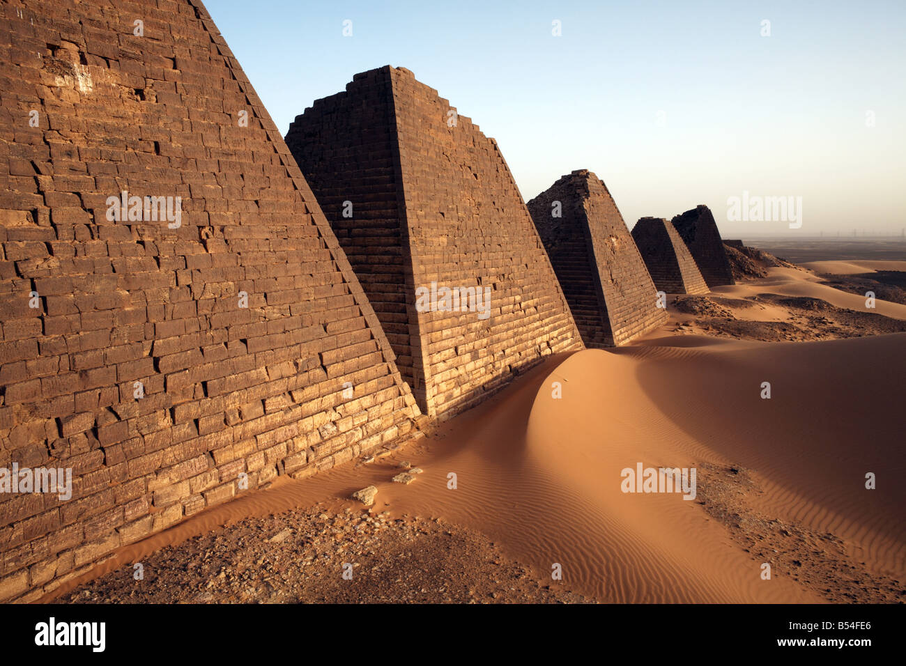 Pyramids of Meroe, Bagrawiyah, Sudan, Africa Stock Photo - Alamy