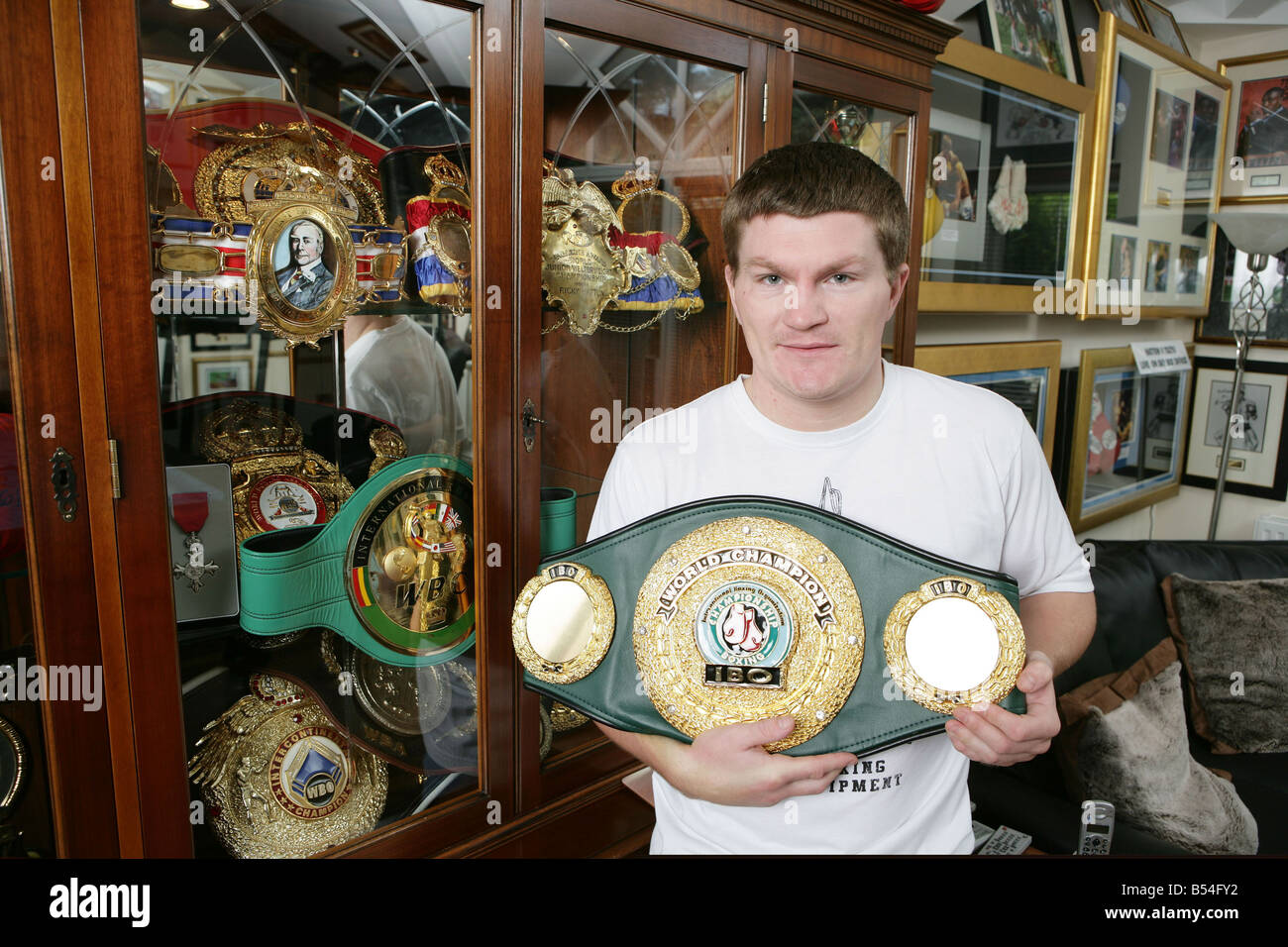 World Champion boxer Ricky Hatton at home in Hyde 17th August 2007 with ...