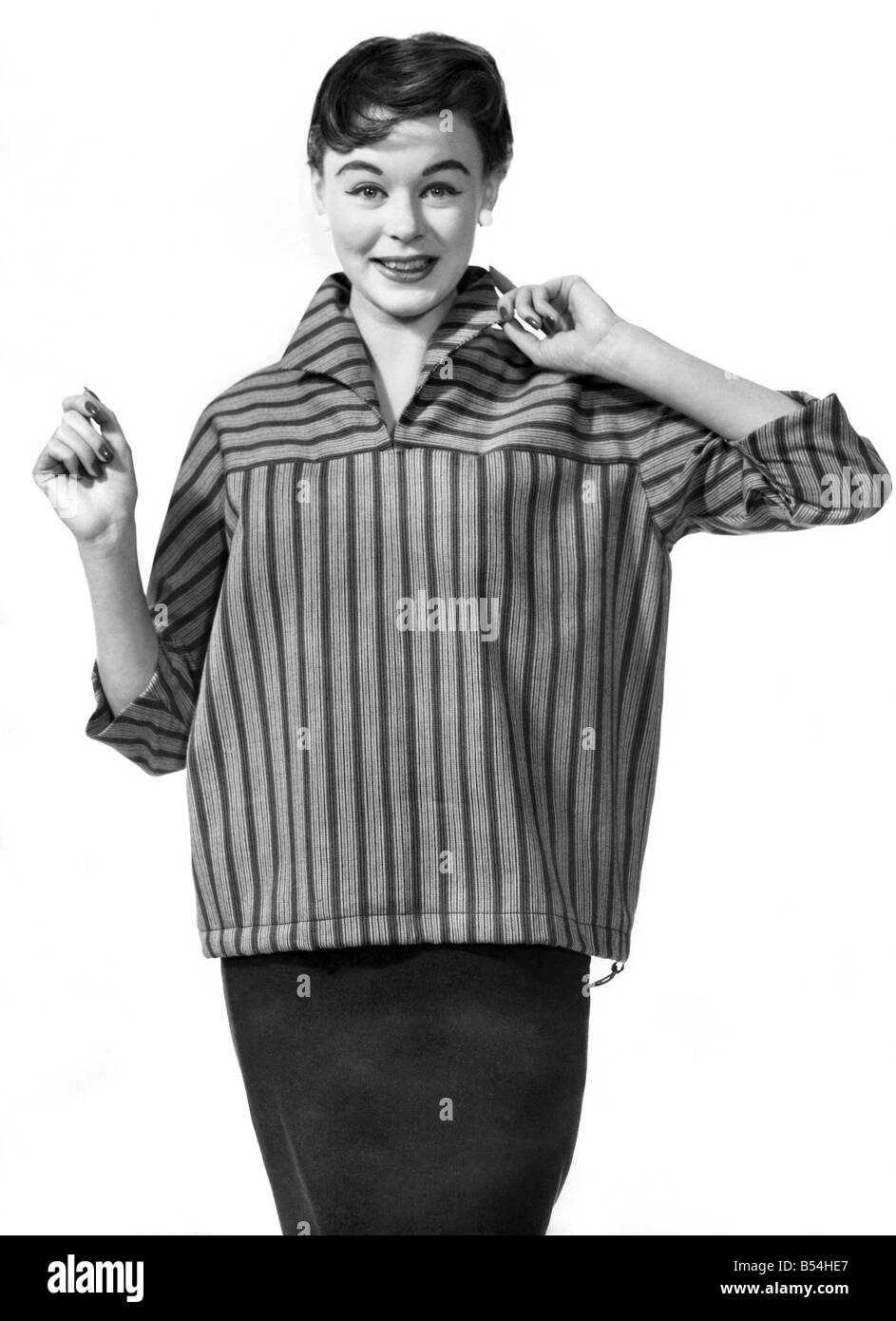 Fashion model mannequin 1950s hi-res stock photography and images - Alamy