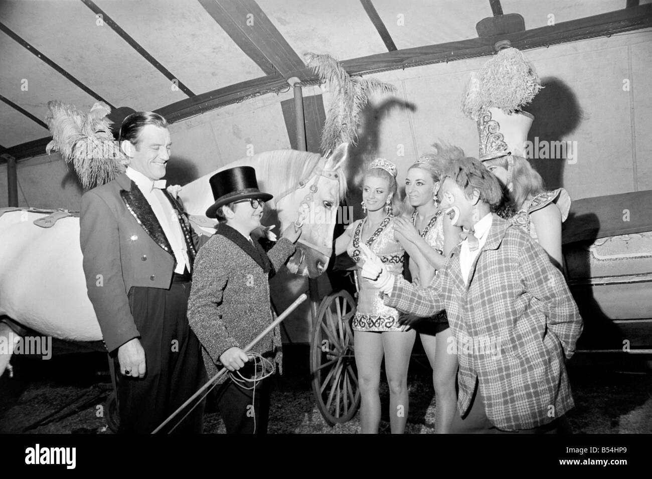 Entertainment Circus Children: 10 year old David Hibling, a Suffolk ...