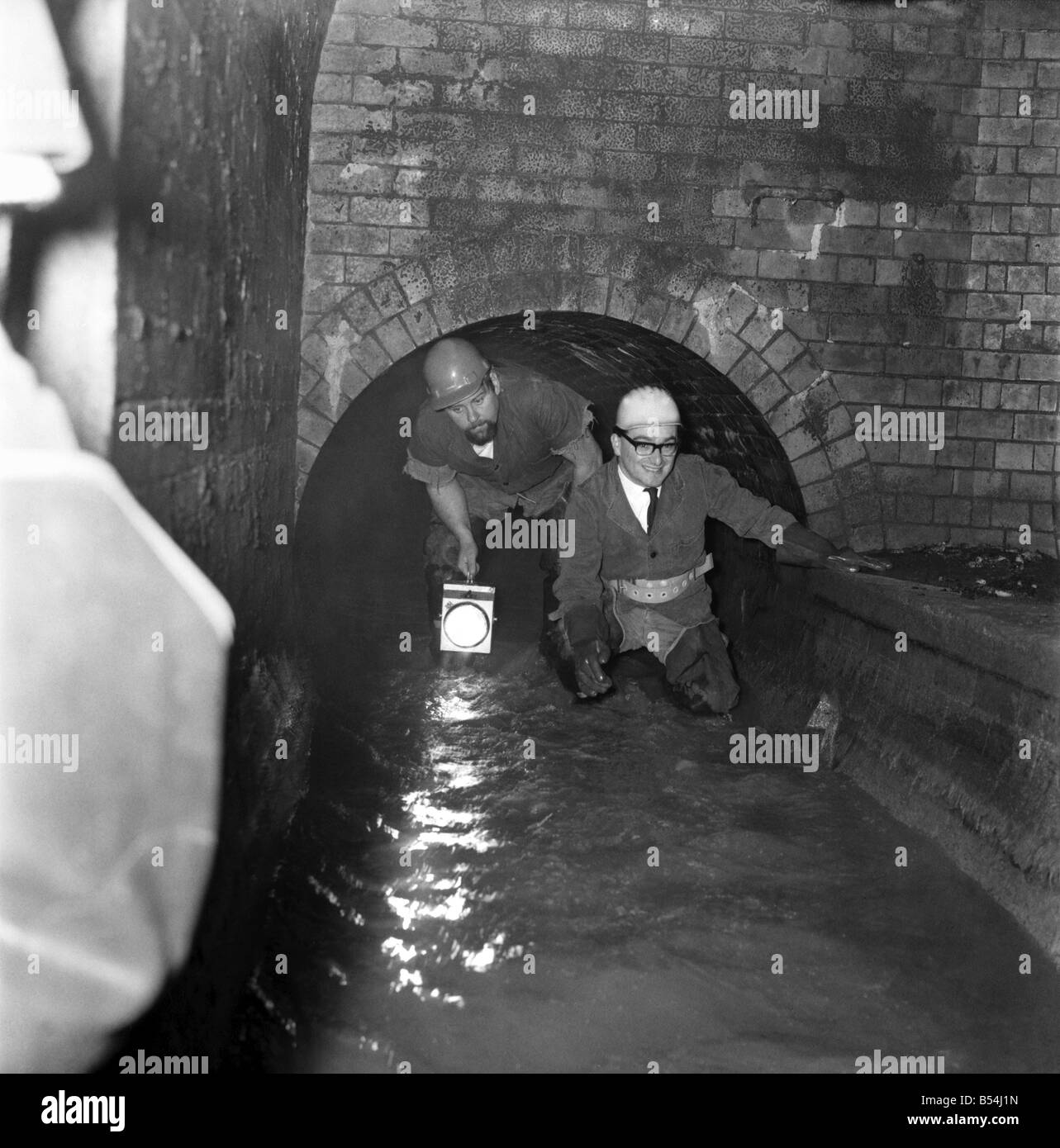 Londons sewers hi-res stock photography and images - Alamy