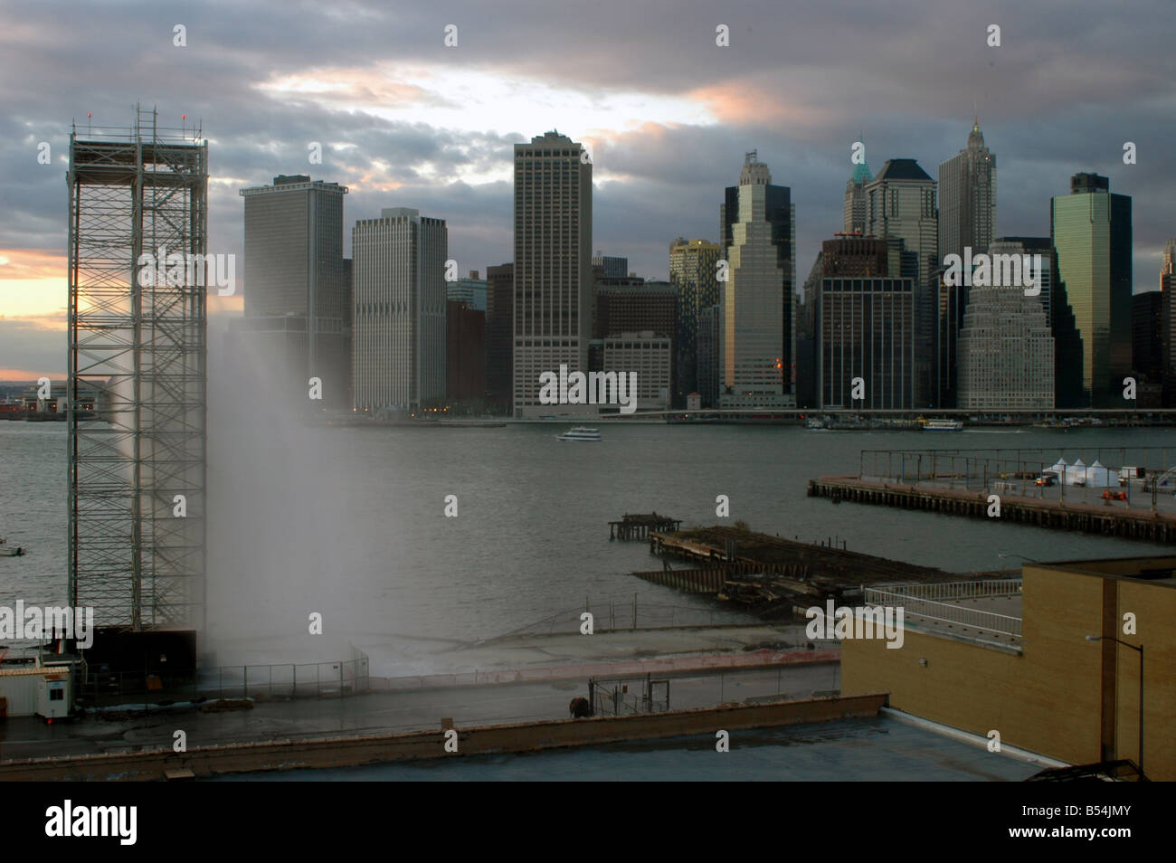 Olafur Eliasson public art waterfall in East River Manhattan ...