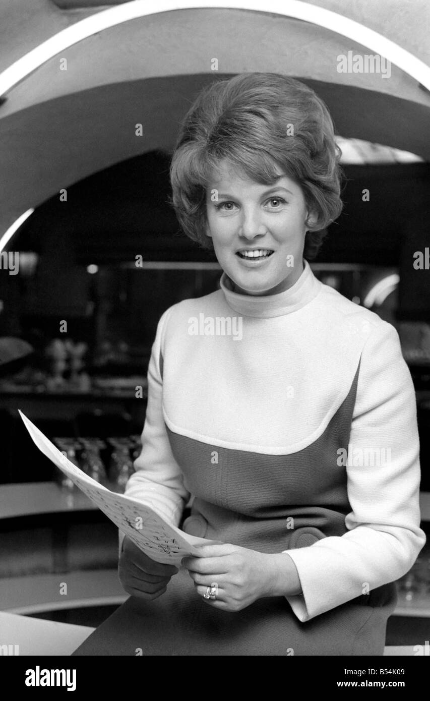 Royal variety show 1960s Black and White Stock Photos & Images - Alamy